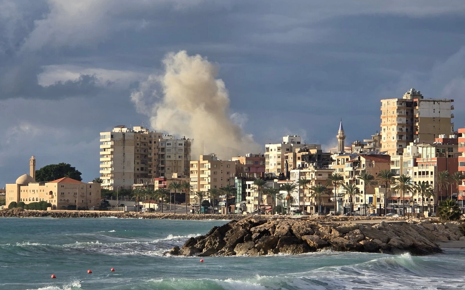 Lebanon says 11 dead in Israeli strikes on Tyre