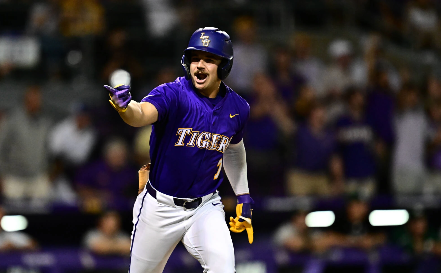 LSU looking to string quality at-bats together