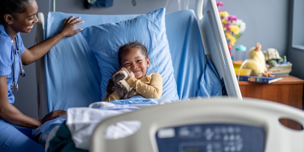 Elle soigne un petit garçon de 4 ans et finit par l’adopter