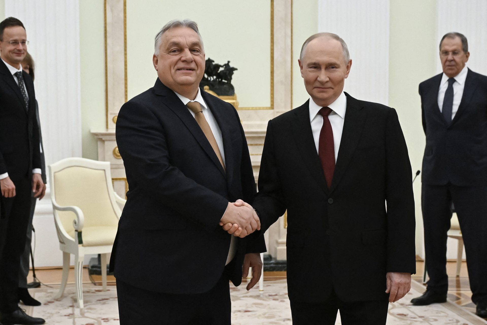 Supostas ligações de espionagem entre governo de Orban e o Kremlin são ...