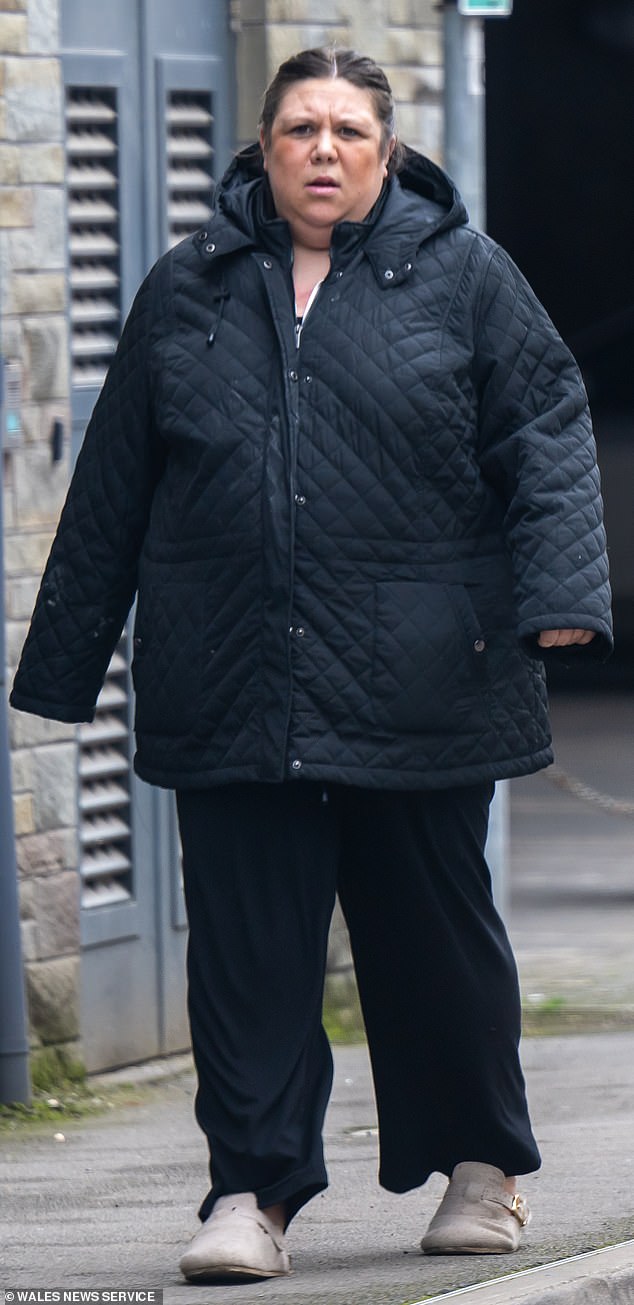 Pregnant mother who left teenage girls in tears after selling fake ...