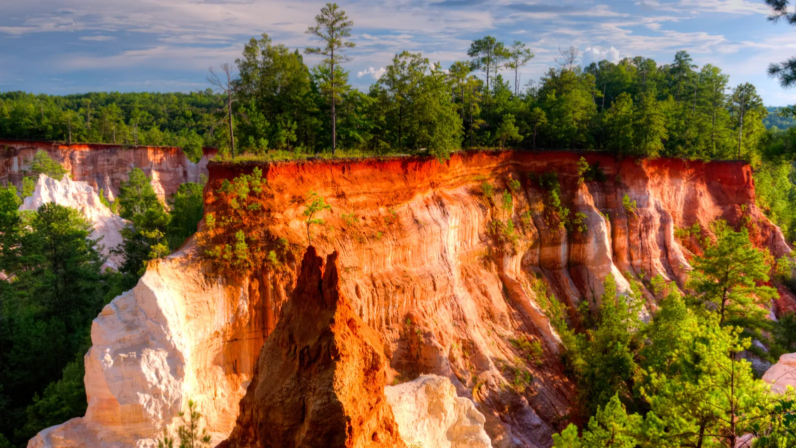 Deep cliffs and sweeping views make Georgia’s Little Grand Canyon a ...