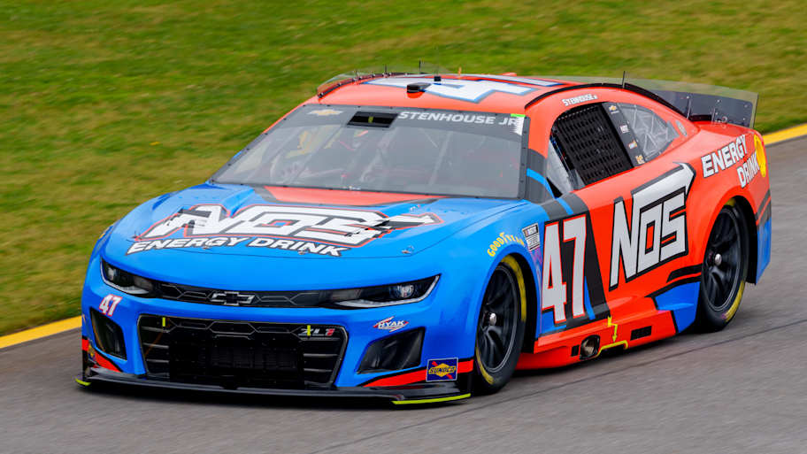 NOS Energy Drink continues relationship with Stenhouse, HYAK