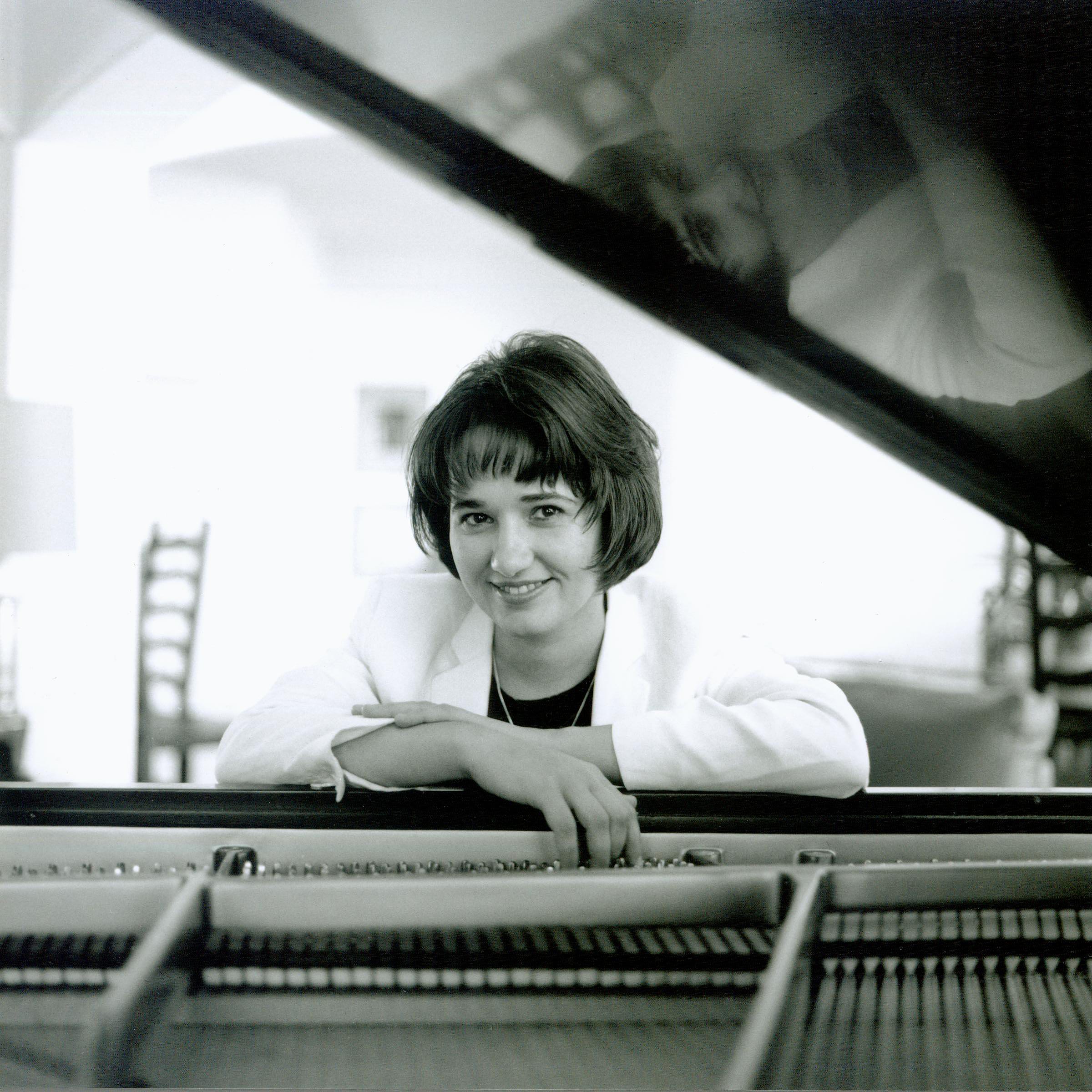 International pianist Halida Dinova set for Wooster concert March 14