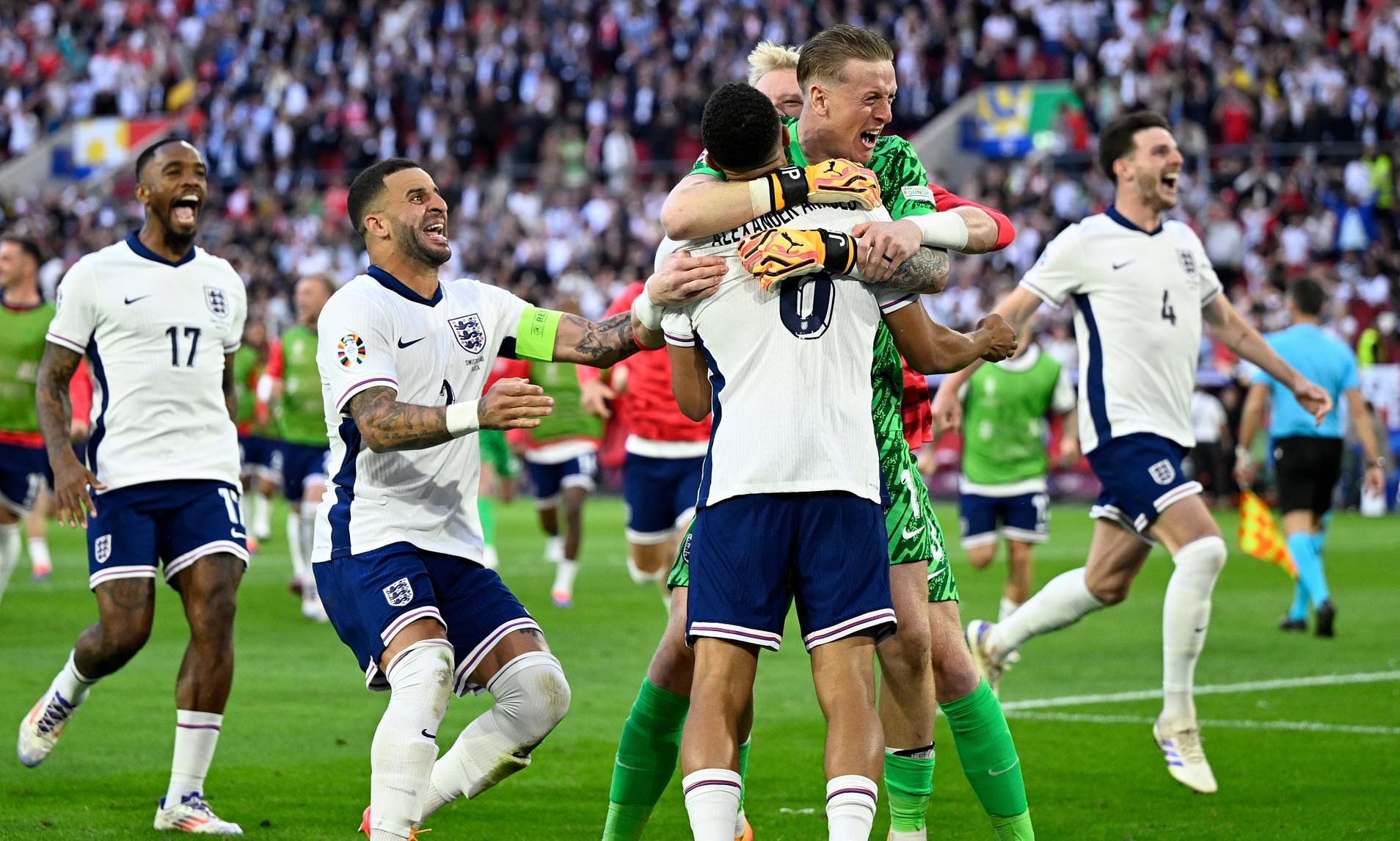 England star announces he's quitting international football three ...