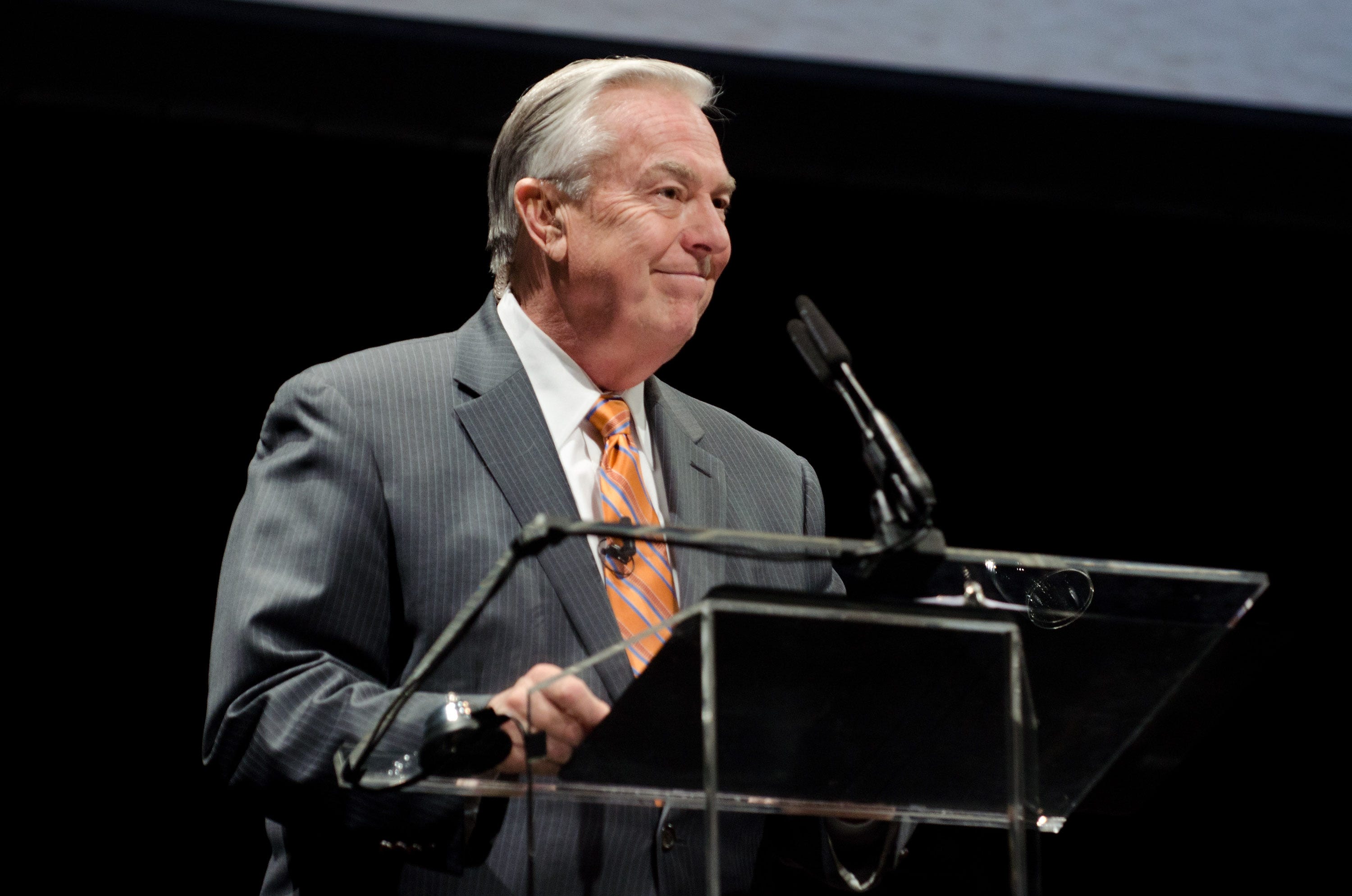 Bill Kurtis retires from 'Wait Wait' NPR quiz show after 12-year run
