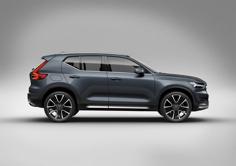 Volvo XC40's March lease offers start at just $399/month