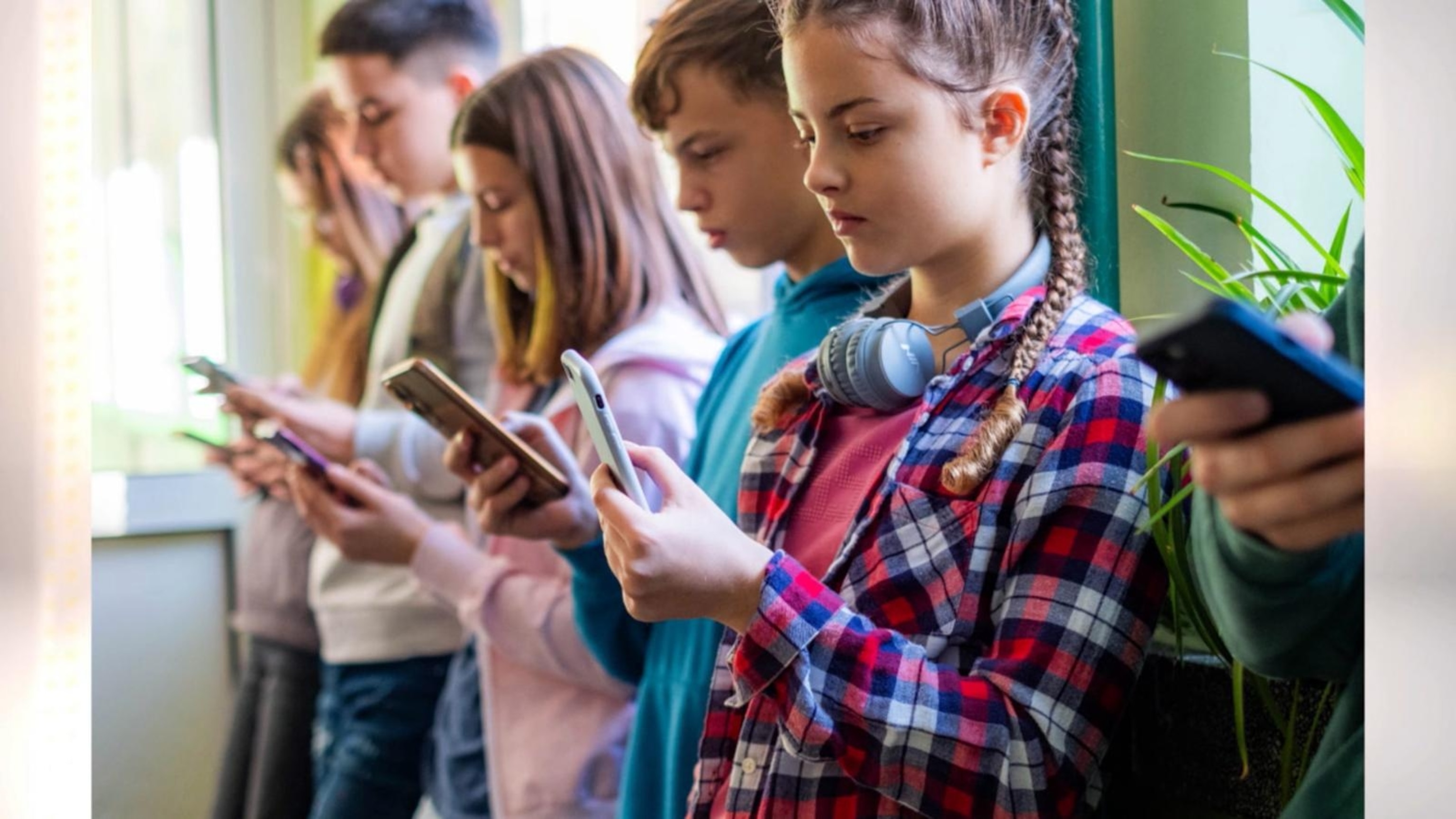 Students and phone checks