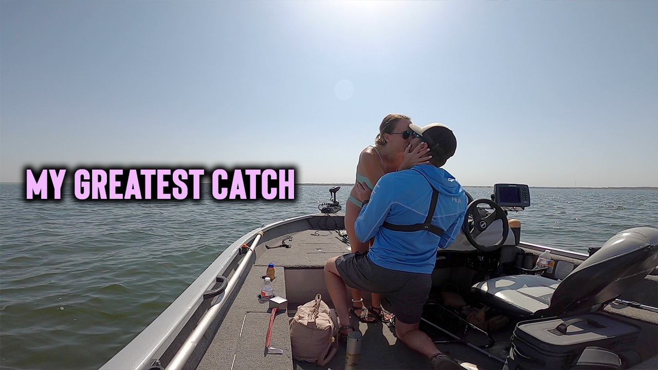 My greatest catch! Guy surprises GF with proposal during fishing trip