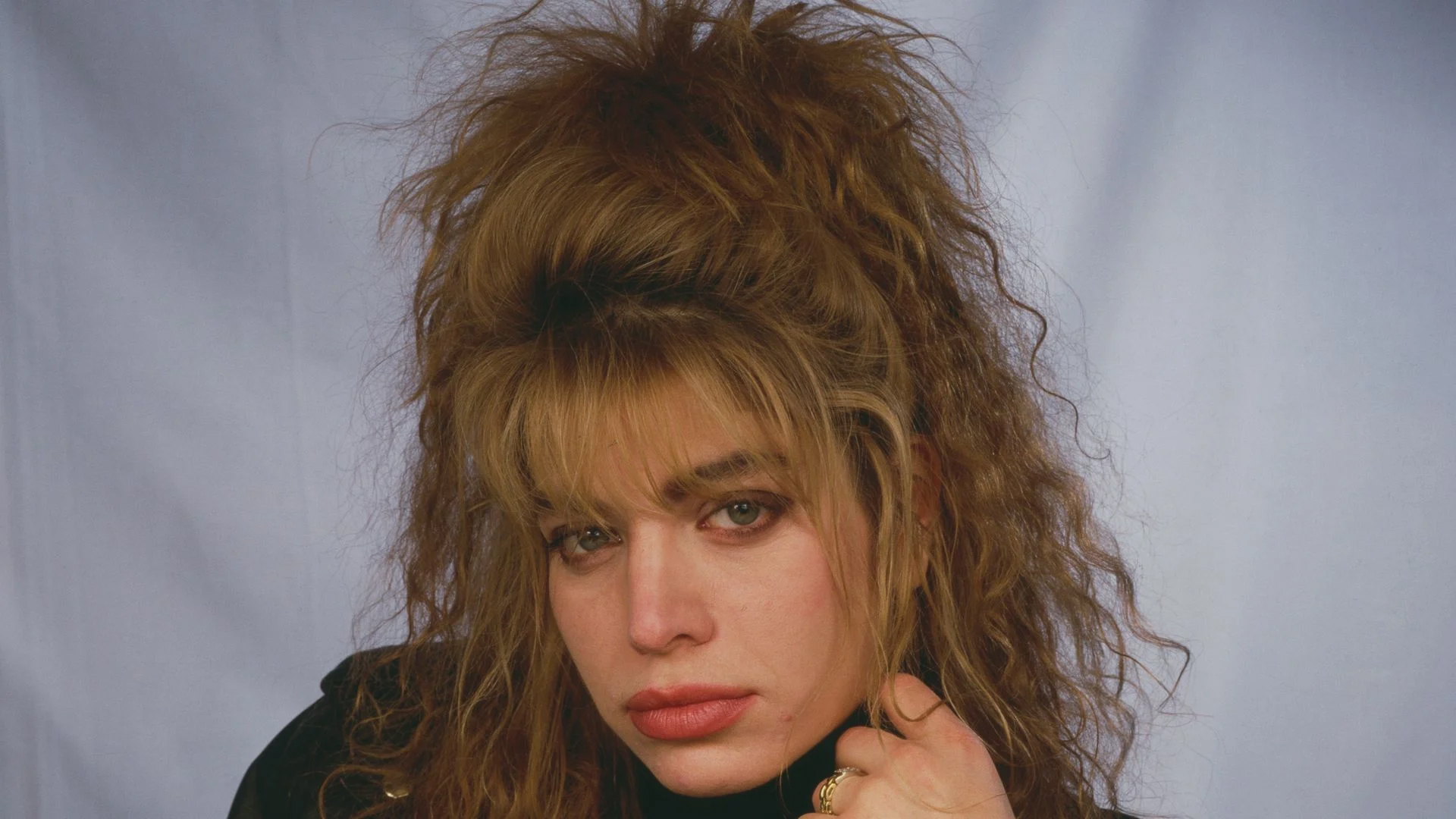 80s pop star Taylor Dayne looks strikingly different in new tour photos