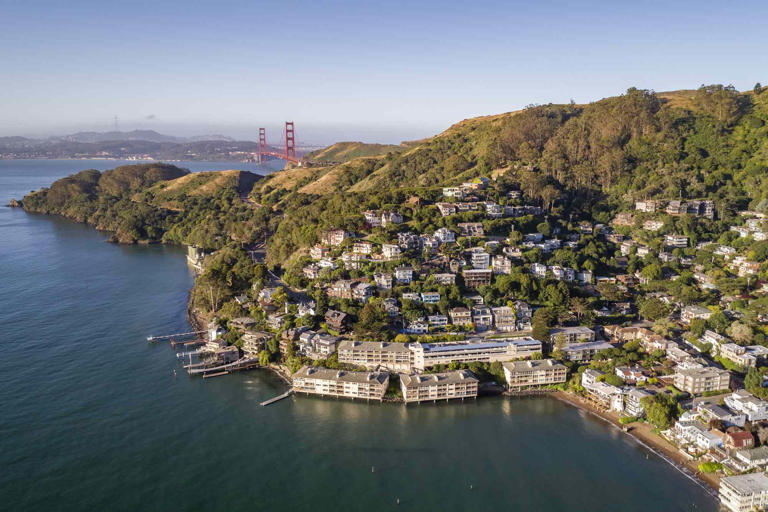 This little city is known as 'California’s Italian Riviera'—with cute ...