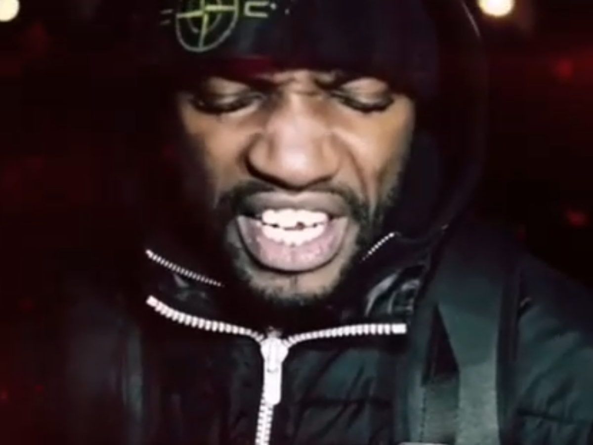 Addio al rapper "Dot Rotten": il 37enne aveva collaborato con Ed Sheeran