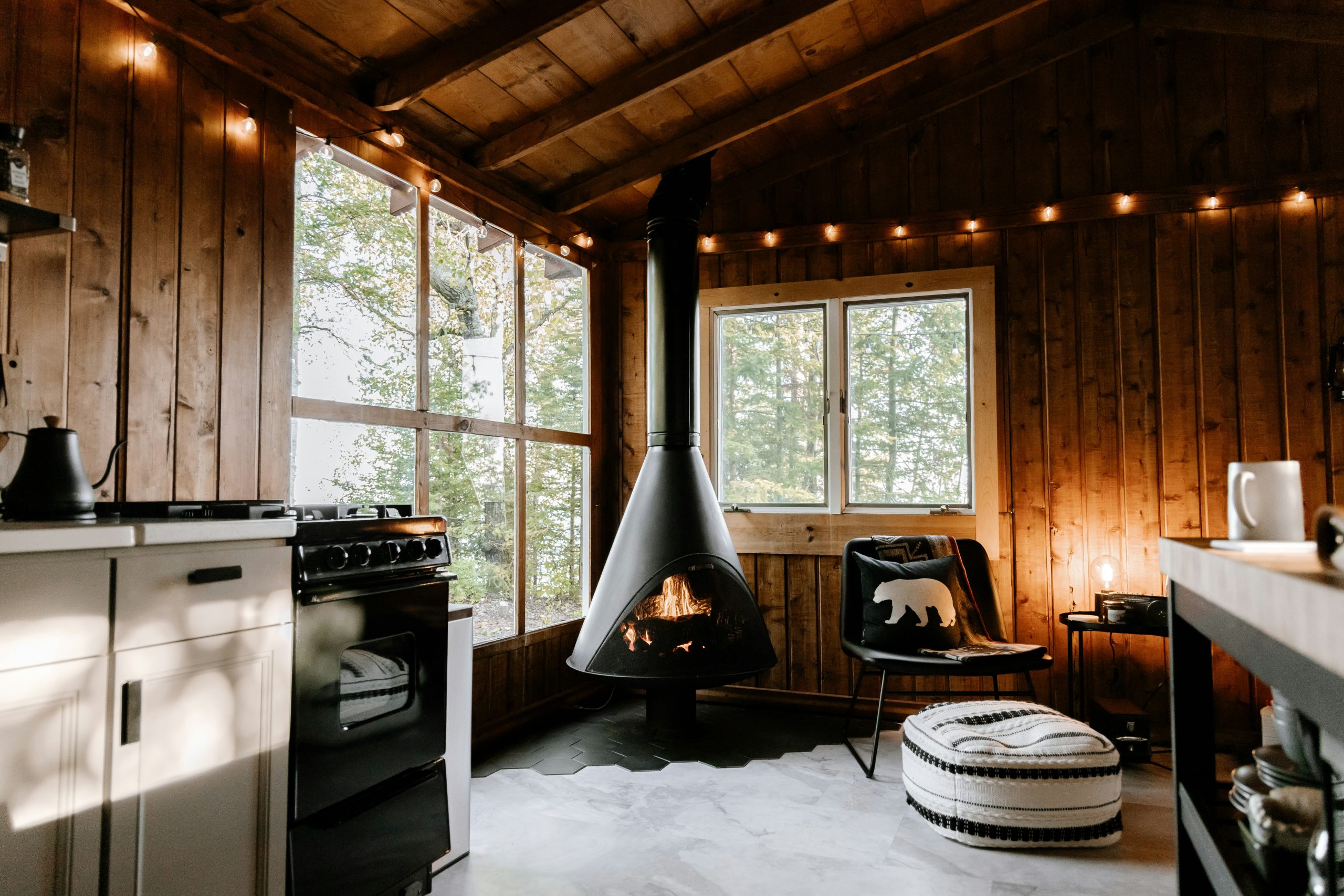 Family-friendly cabin trips under $800