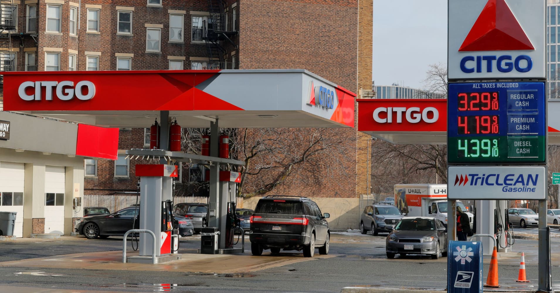 Gas prices pass $3.50 per gallon to highest level since 2024 amid US ...