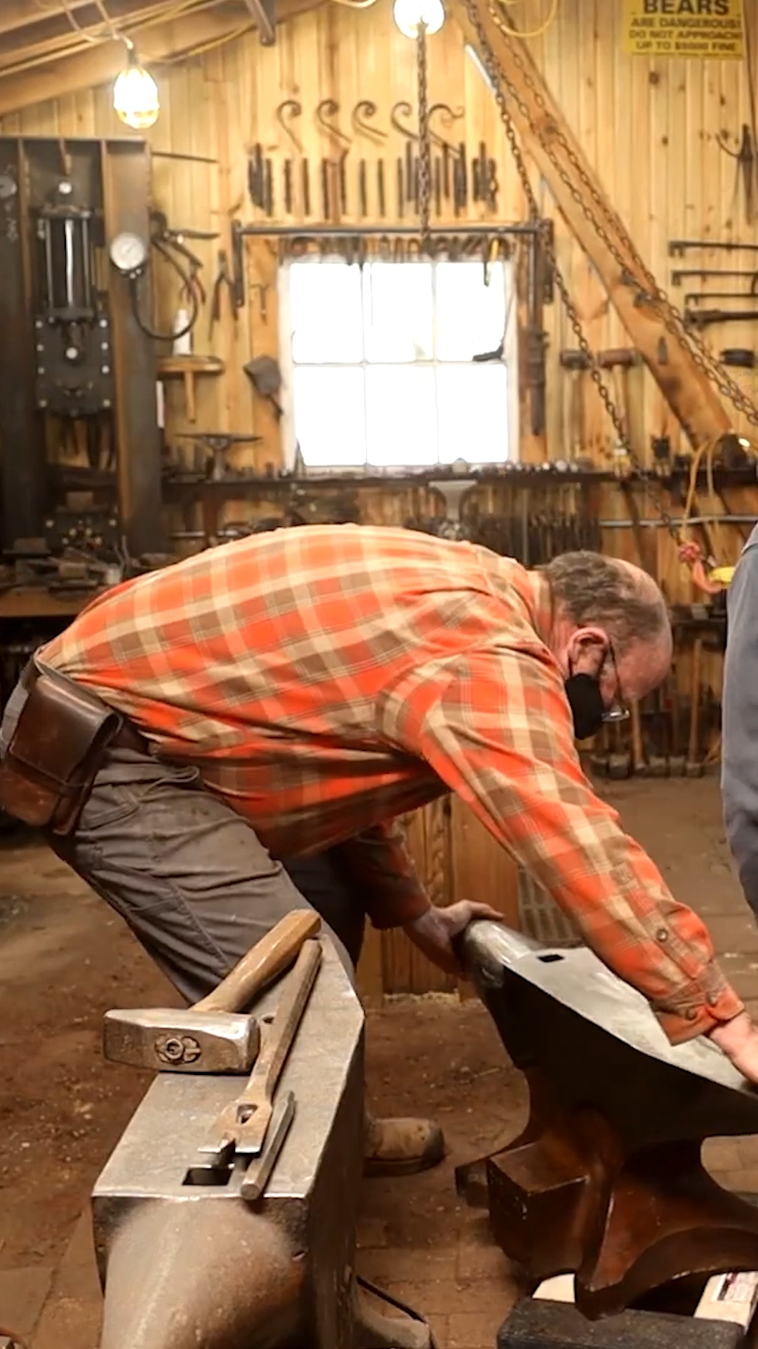Testing the new Fontanini anvil