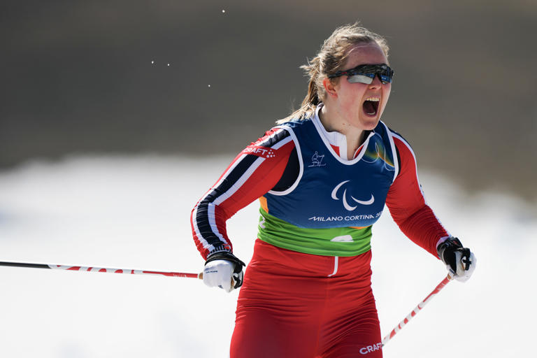 Gråtkvalt Nilsen tok sitt første gull i Paralympics: – Det er sinnssykt ...