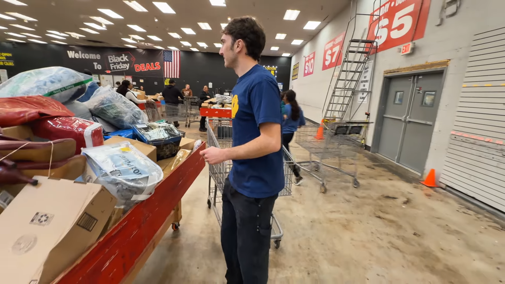 10 Dollar Frenzy Erupts At Amazon Return Bin Warehouse