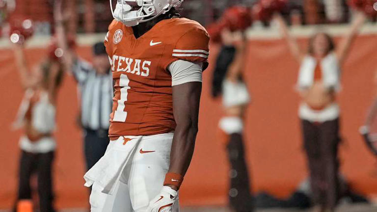 Multiple Texas Longhorns miss first spring practice