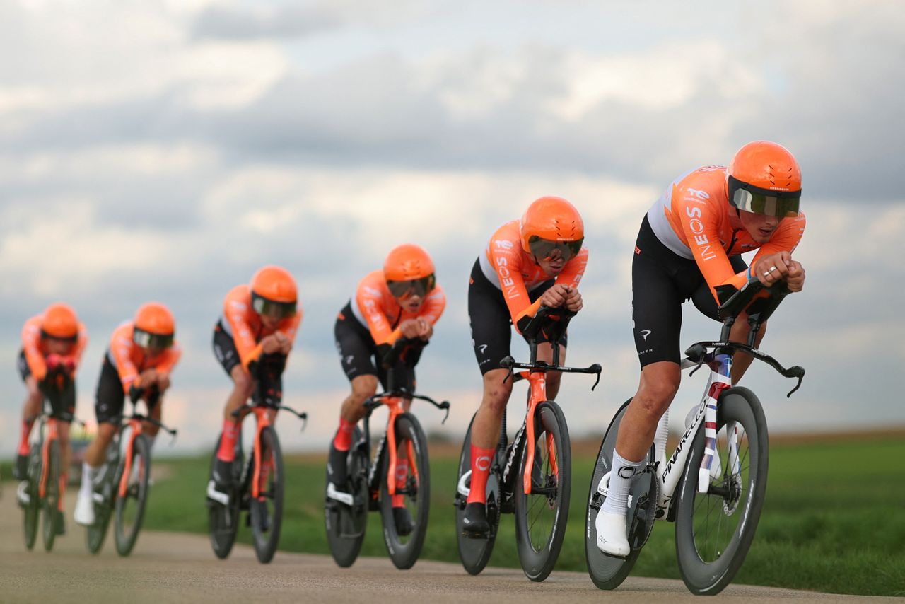 How does the team time trial at the Tour de France and Tour Auvergne ...