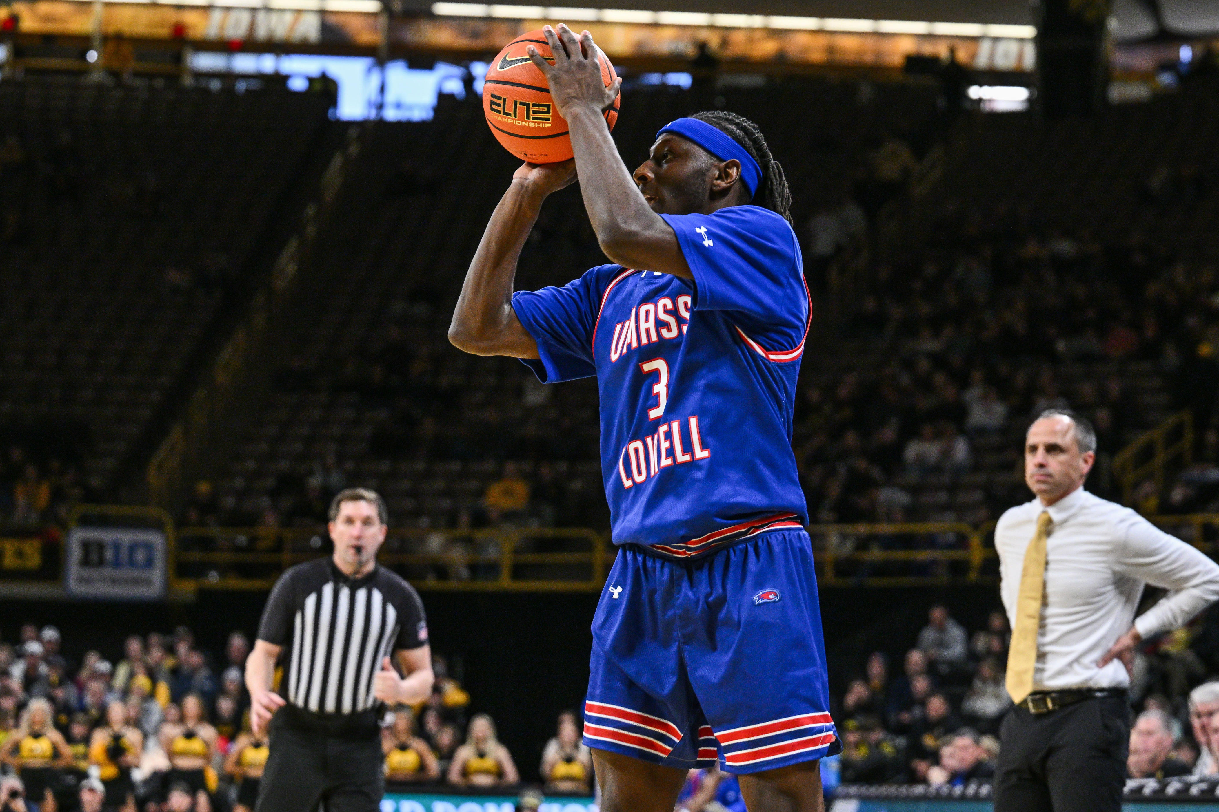 UMBC vs. UMass Lowell: College basketball betting odds, pick