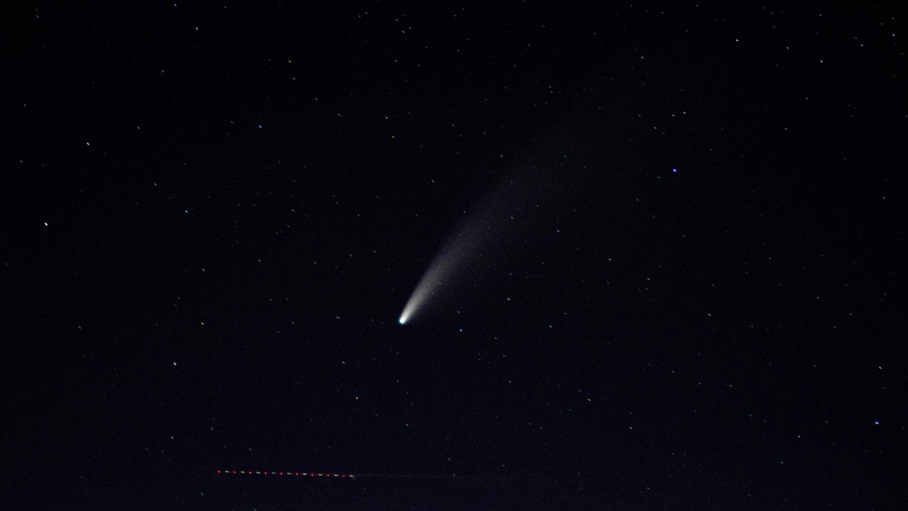 Meteorite fragment punches through roof of home in Koblenz, Germany