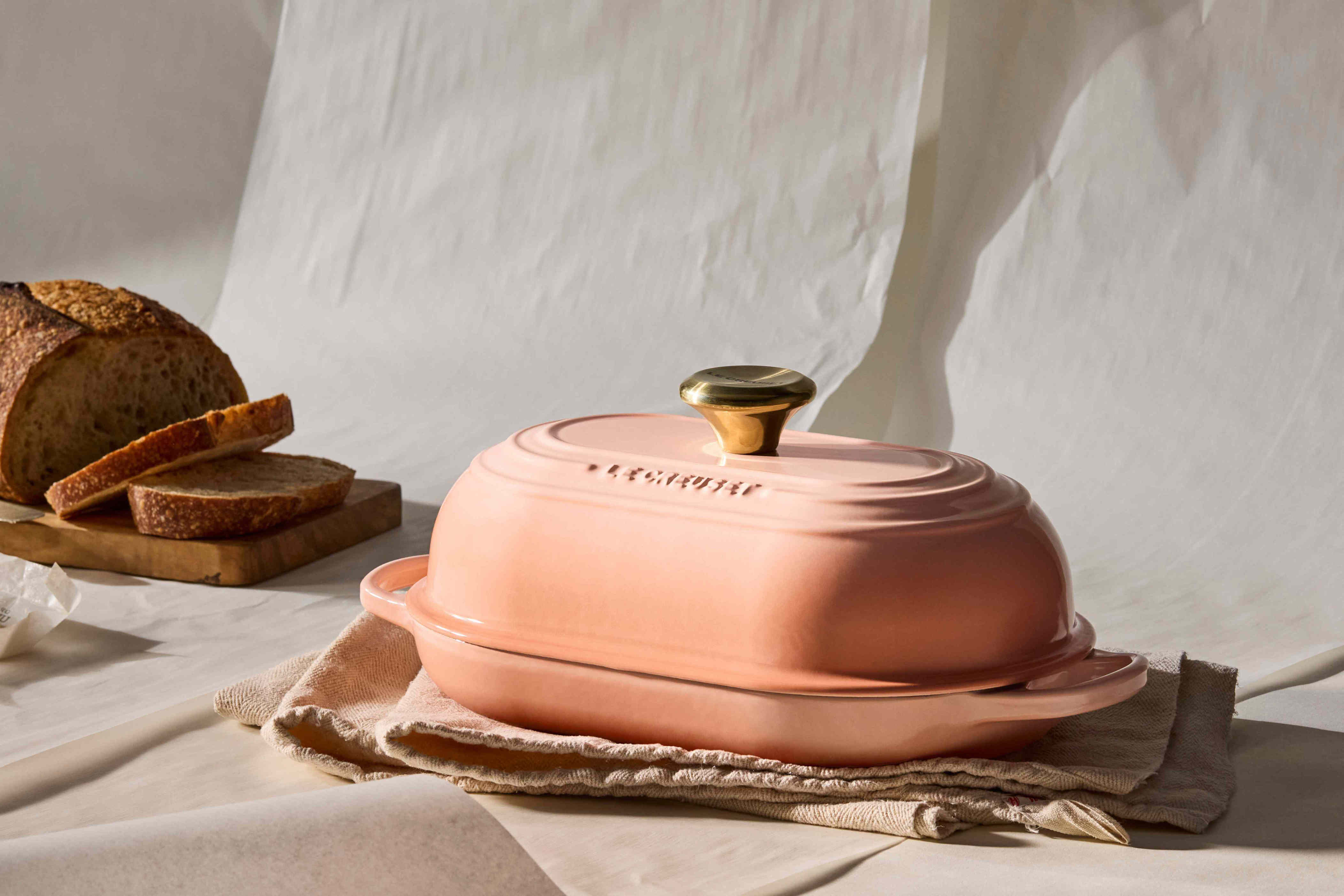 Le Creuset expanded its bread oven collection with a new oval shape ...