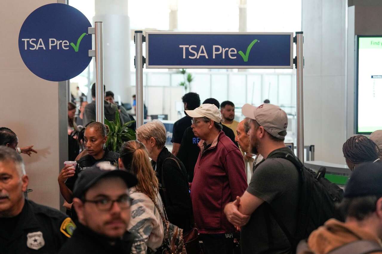 More TSA agents arrive at Houston's Hobby Airport Tuesday, easing lines ...