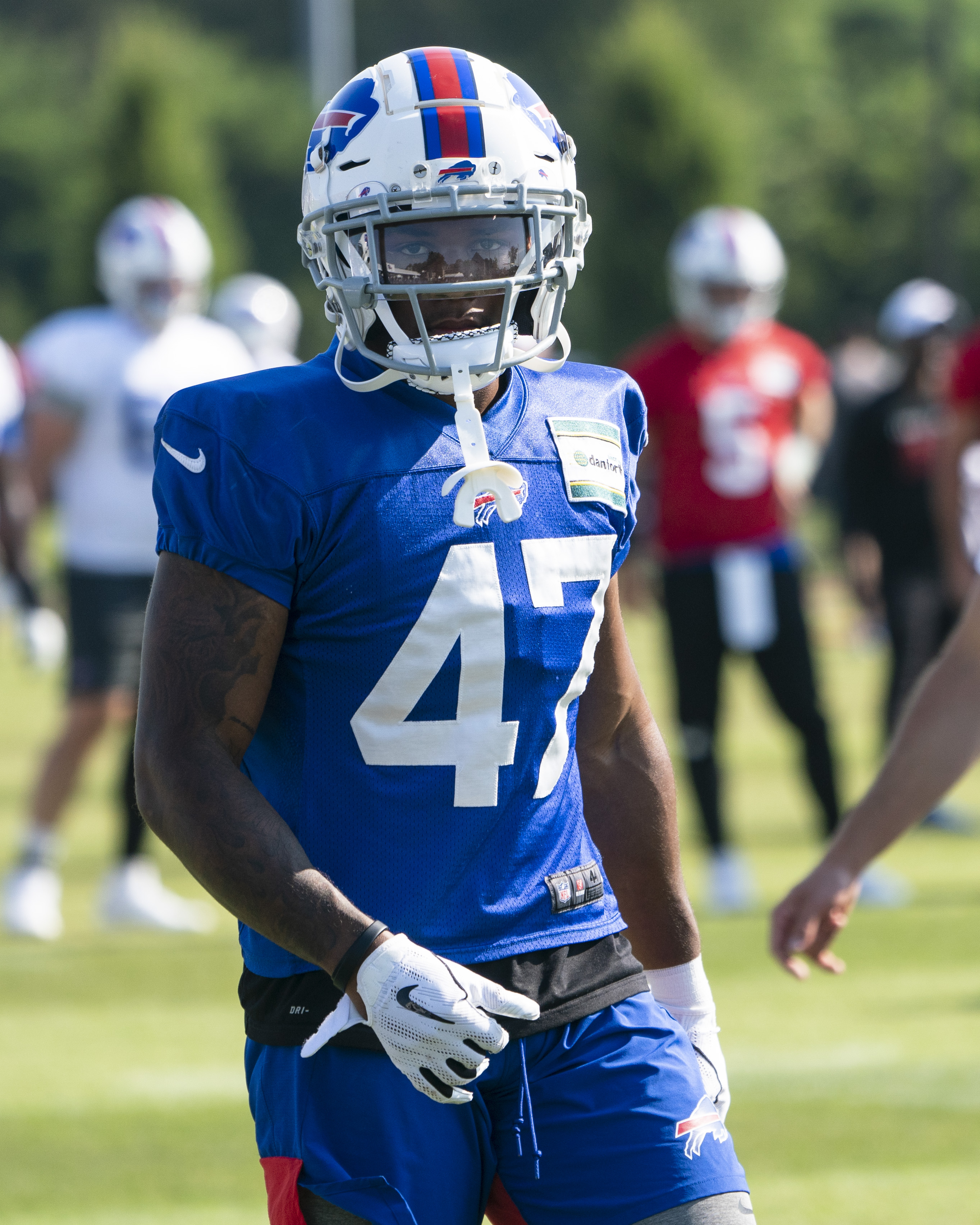 Chicago Bears sign DB Cameron Lewis to 2-year deal