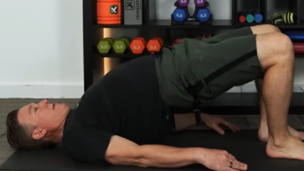 5 exercises seniors over 60 can do daily to restore hip strength