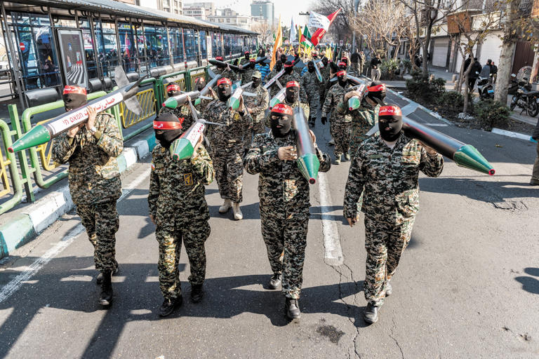 Iran's Revolutionary Guard: Missile strikes, economic power in resistance