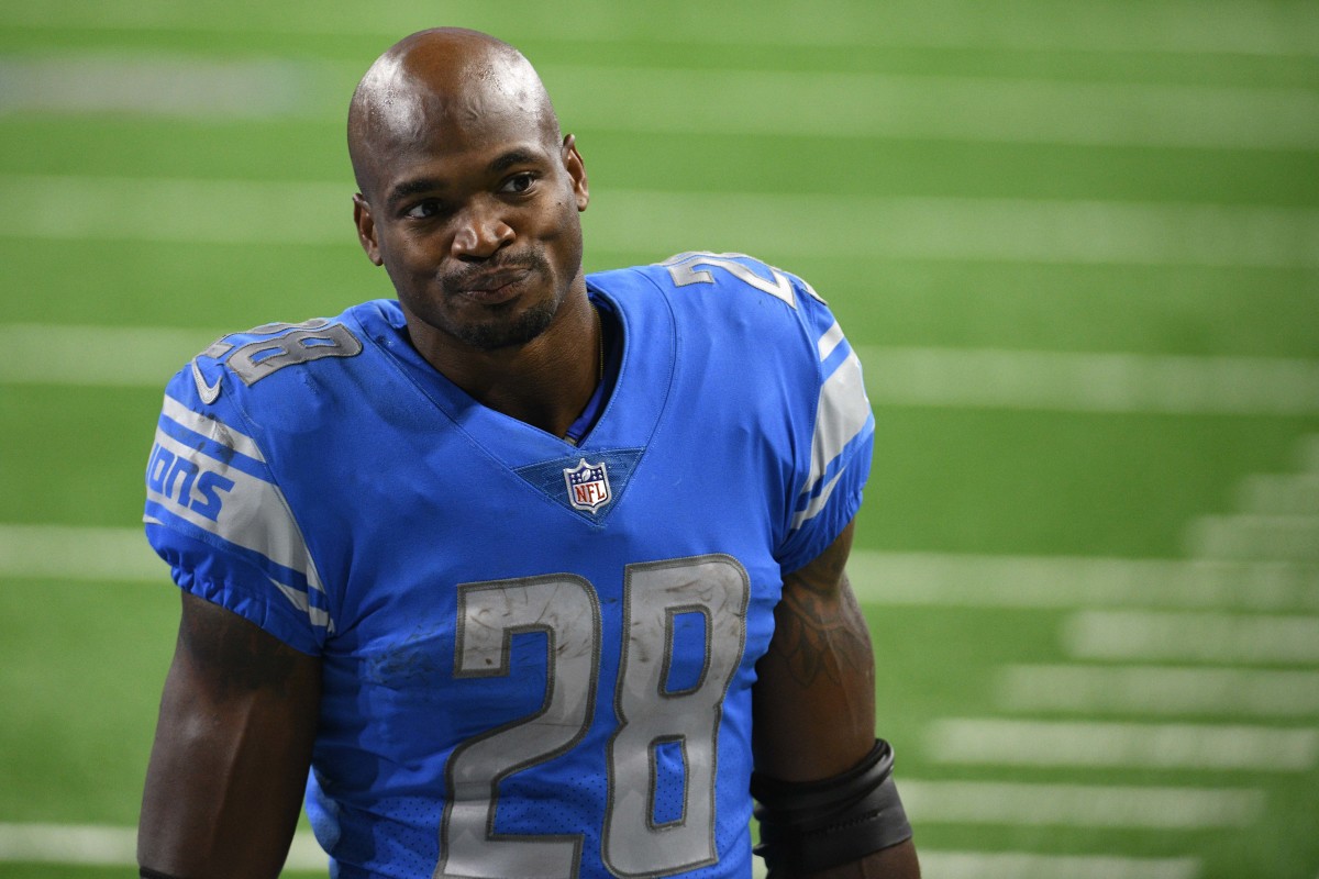 Former NFL star Adrian Peterson reaches plea deal
