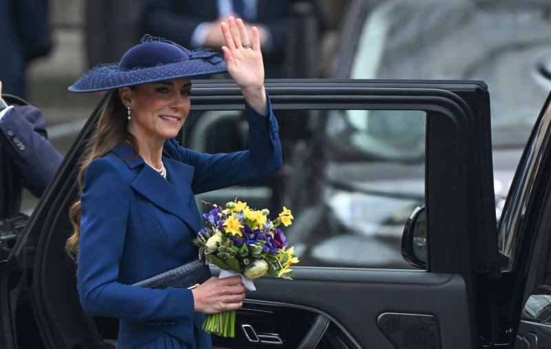 Princess Kate spots a photographer—and breaks a rare royal rule