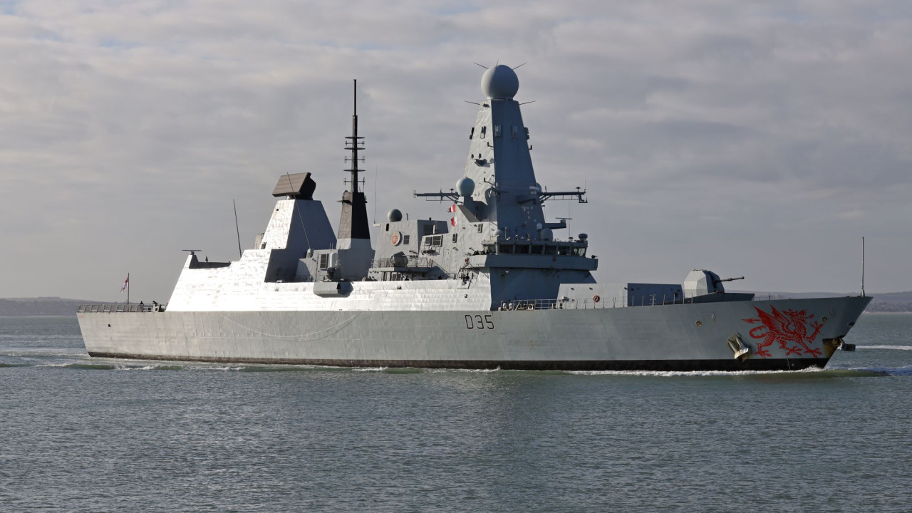 Εντυπωσιακό βίντεο από την αναχώρηση του HMS Dragon για την Κύπρο