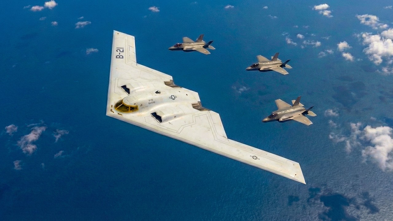 10 largest military aircraft ever built (the final one was a giant)