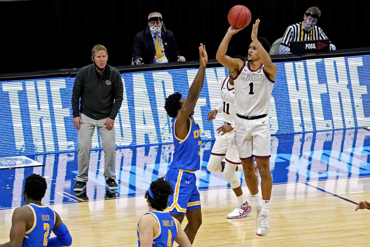 Best March Madness buzzer beaters in NCAA tournament history