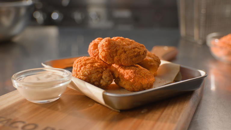 Taco Bell adding Baja Blast pie, Diablo nuggets, more to menu in 2026
