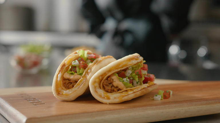 Taco Bell adding Baja Blast pie, Diablo nuggets, more to menu in 2026