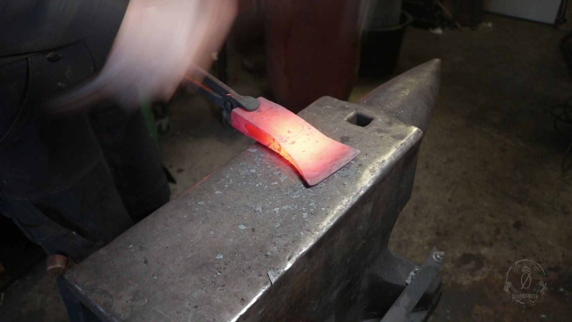 Forging a Yankee pattern axe: Crafting an iconic American tool with ...