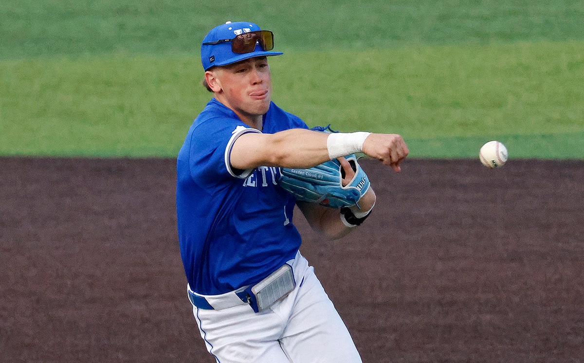 Bat Cats extend win streak to 10 as focus turns to SEC play