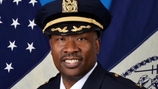Aaron Edwards: 5 things about NYPD cop who tackled Emir Balat amid Jake ...