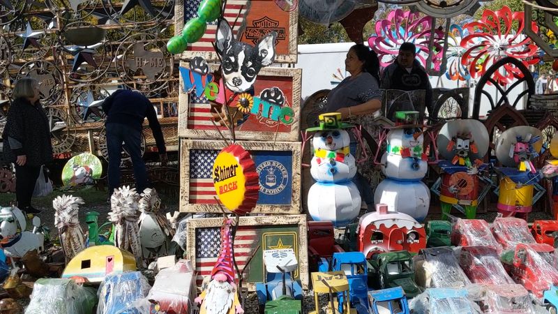 The gigantic flea market in Texas that once felt like an endless ...