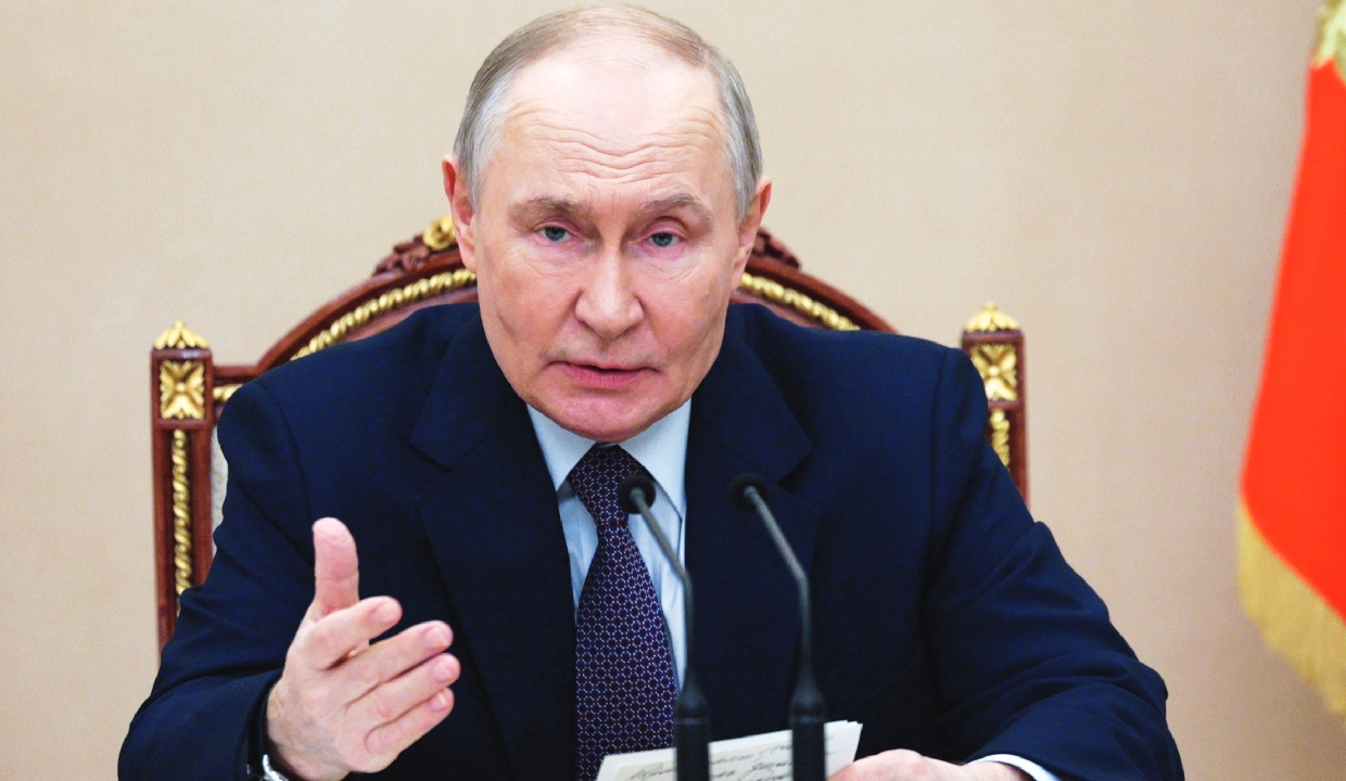 Russia, Ukraine both claim frontline progress
