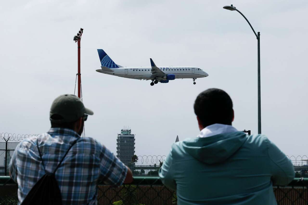 LAX paves path for tacking $12 surcharge on all Lyft, Uber, taxi trips