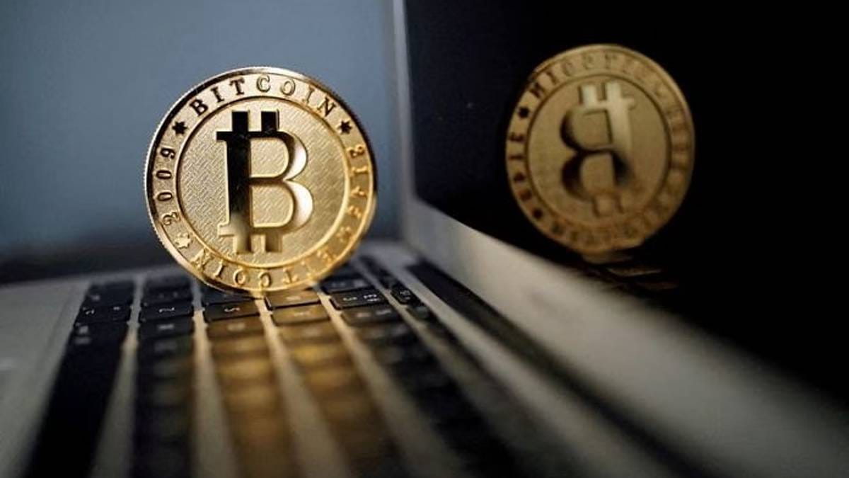 CBI makes first arrest in Rs 20,000-cr bitcoin scam, accused held from ...