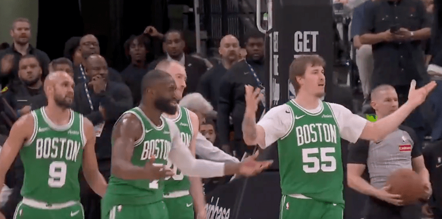 Jaylen Brown gets ejected in wild scene — and immediately blasts refs ...