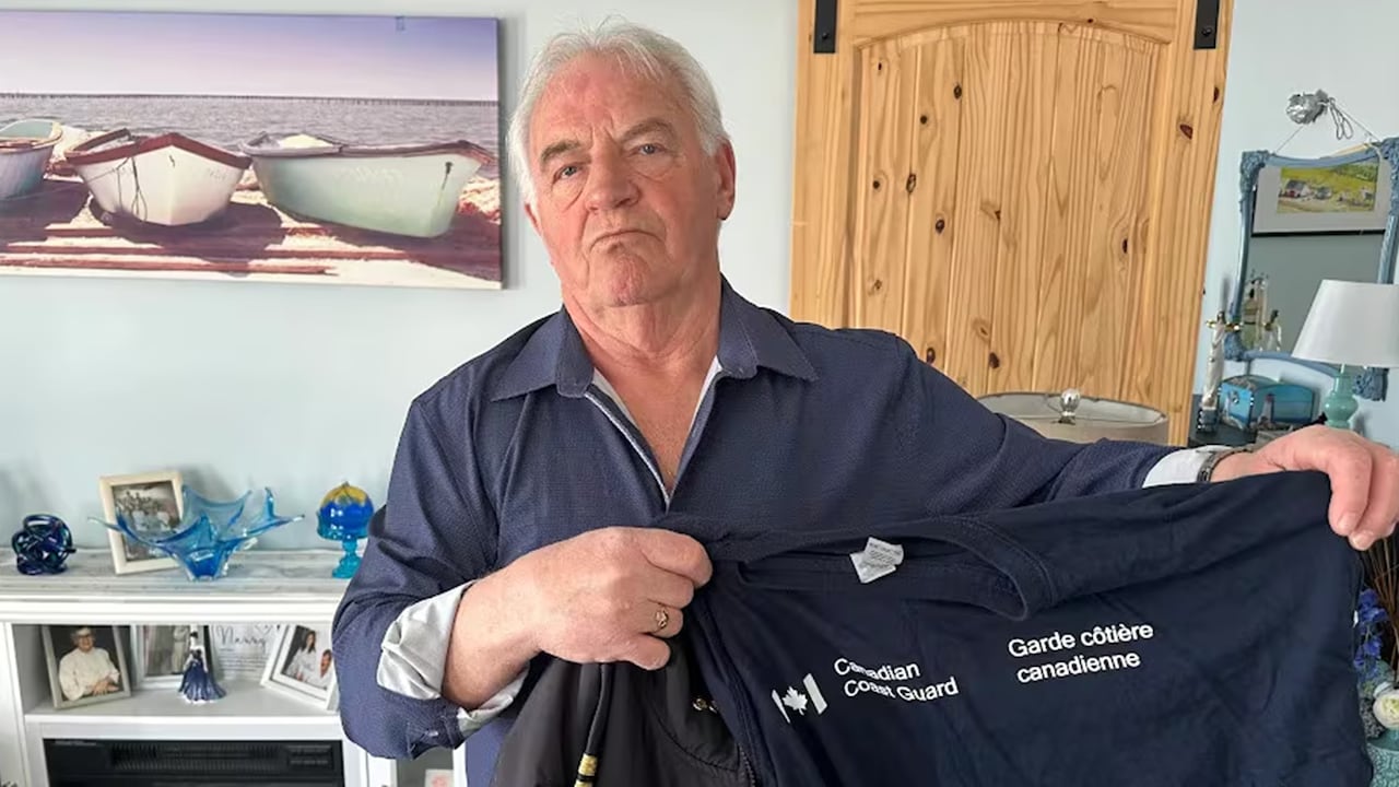 Fired Coast Guard captain disputes allegation he ignored distress call