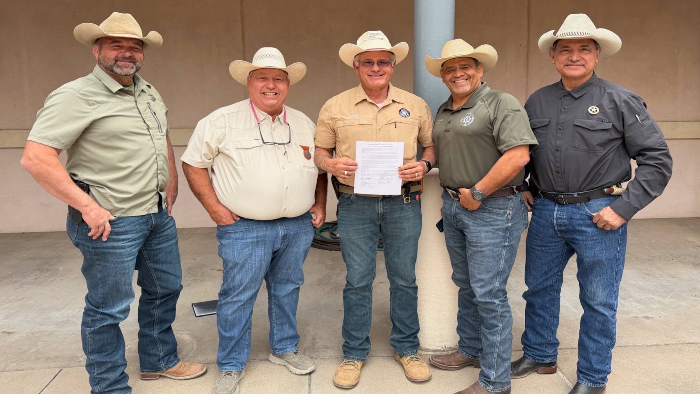 Even Texas border sheriffs are questioning a wall through Big Bend