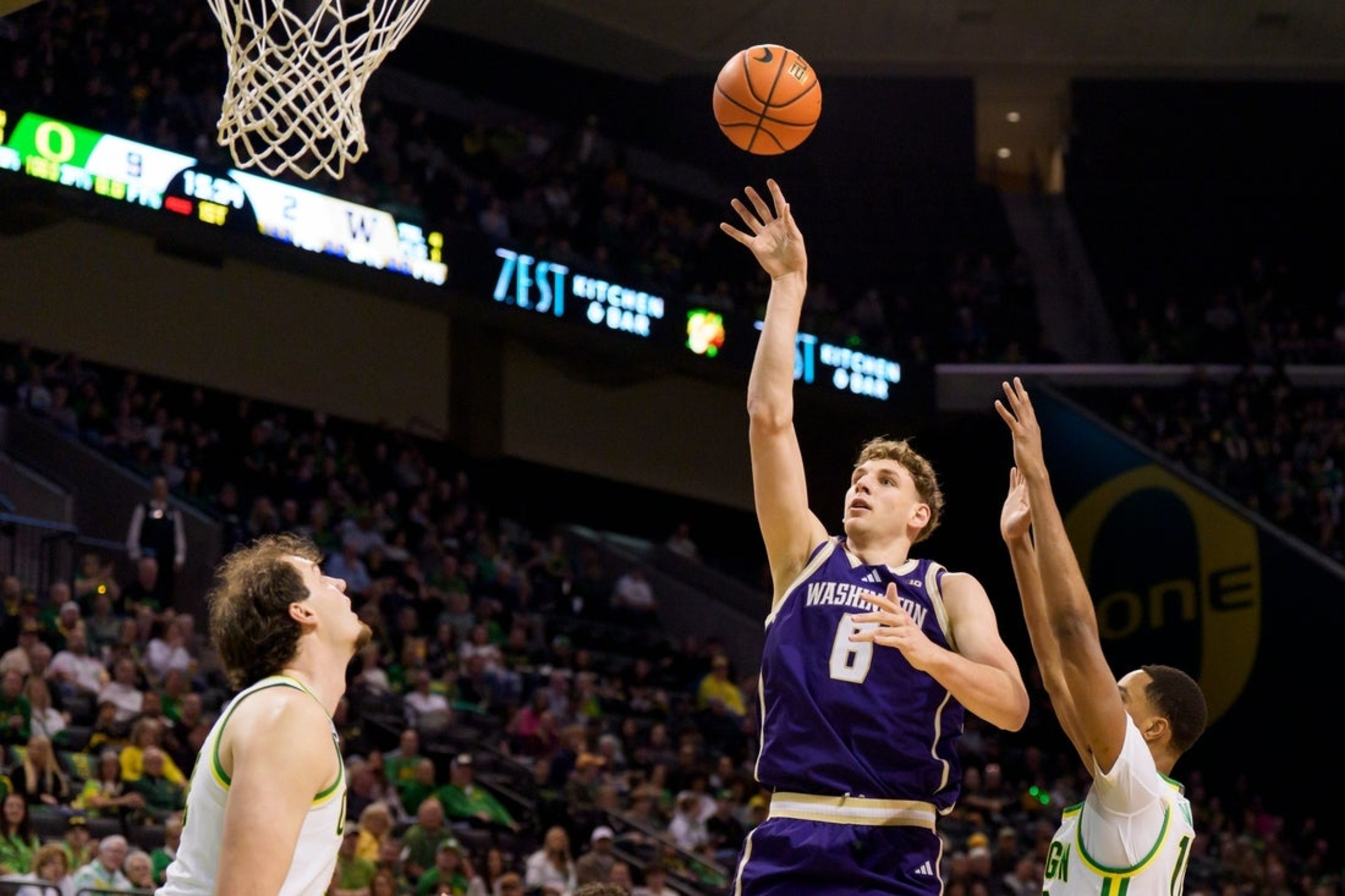 Washington out to beat USC for third time in Big Ten tourney clash