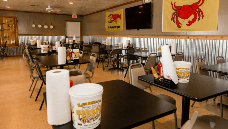 This Louisiana seafood buffet brings big Cajun energy with crab legs ...
