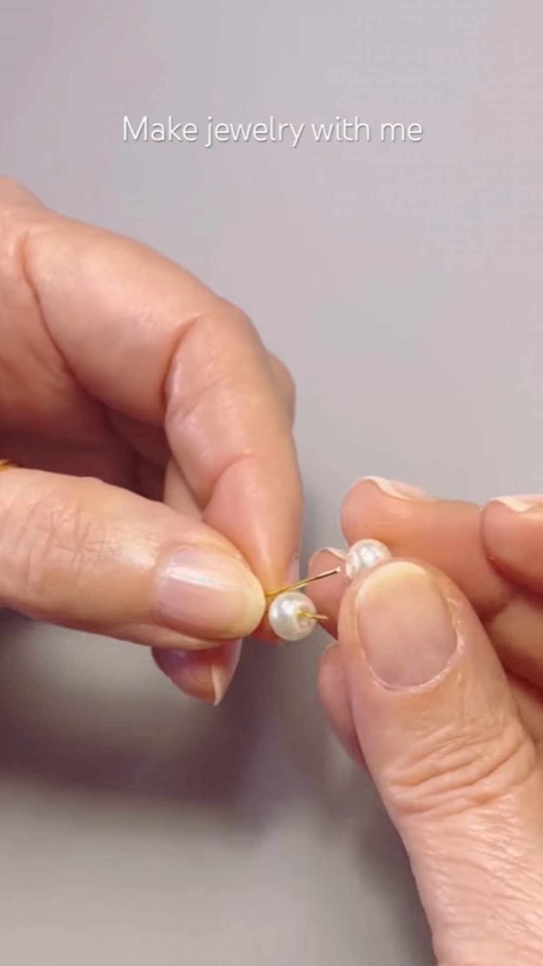 Make your own beaded earrings: simple DIY jewelry anyone can create